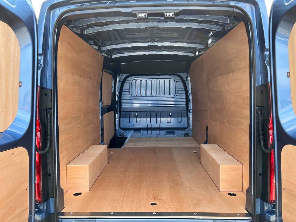 New MAXUS EDELIVER9 72kWh Auto FWD L3 H2 5dr, Ocean Blue, 0.0, Panel ...