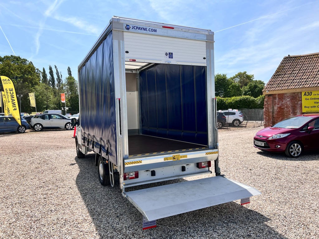 New MAXUS EDELIVER9 65kWh Auto FWD L4 2dr CURTAIN SIDE, WHITE, 0.0, Curtain Side, Hampshire ...