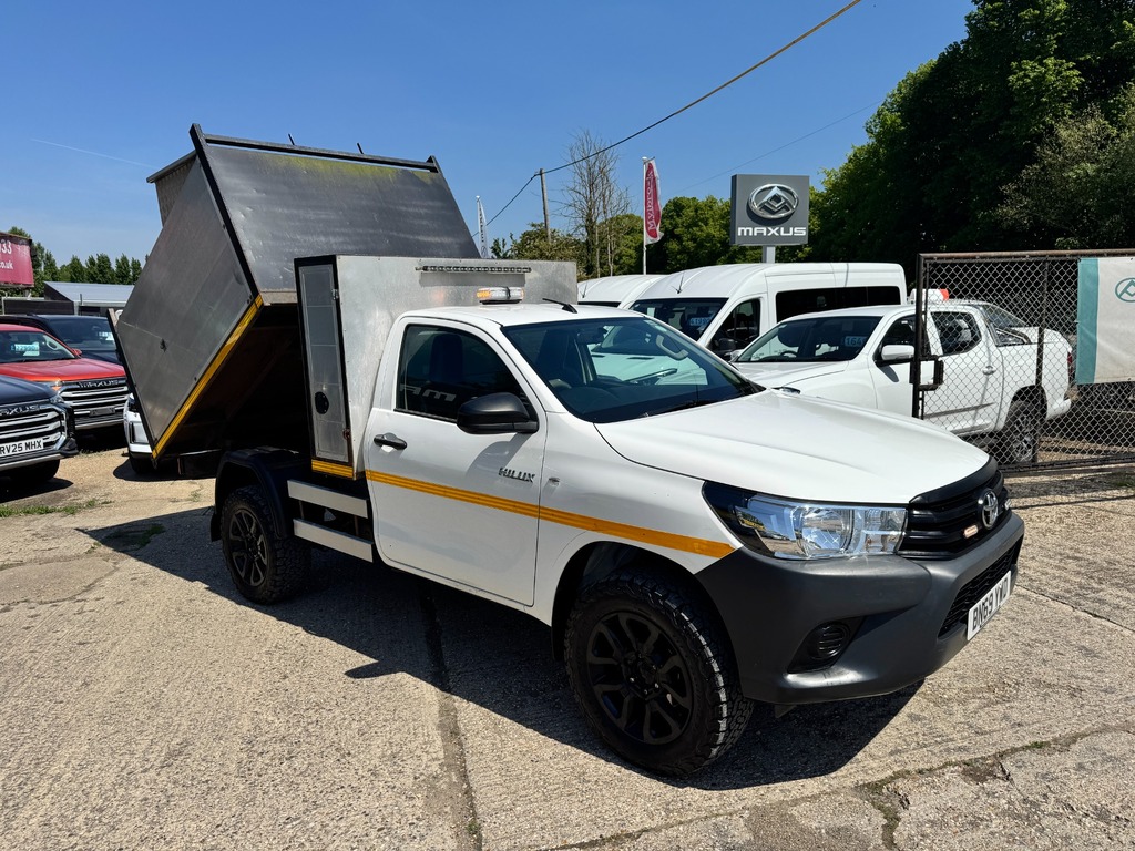 Used TOYOTA HI-LUX ACTIVE 4WD D-4D S/C - ARB TIPPER BODY - AIR CON ...
