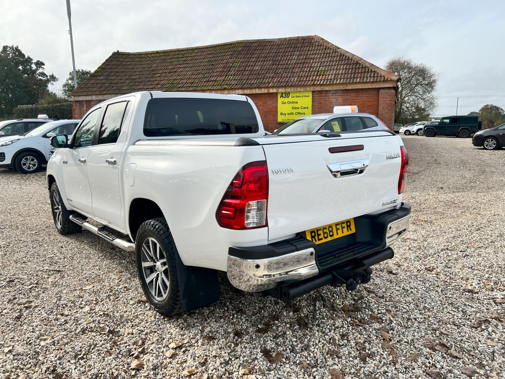Used TOYOTA HI-LUX INVINCIBLE X 4WD D-4D DCB - NO VAT !, WHITE, 2.4 ...